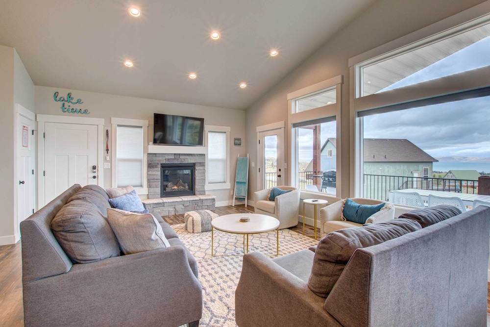 Lake-view Escape W/ Private Beach Resort Access! - Bear Lake