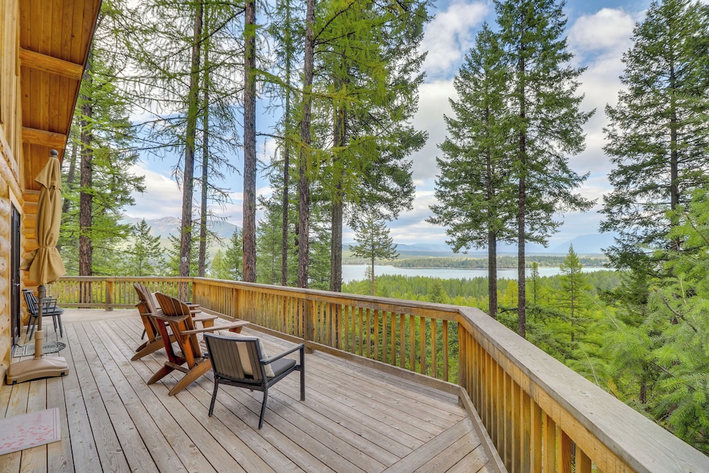 Hand-crafted Cabin W/ Whitefish Lake Views! - Whitefish