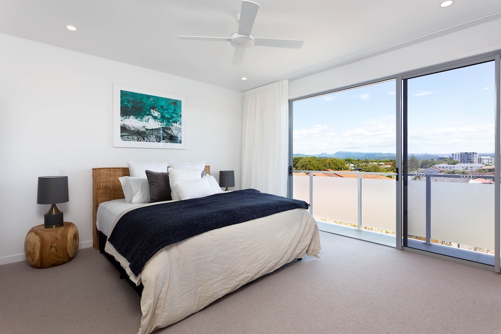 The Beach Houses Holiday Villas - Coolangatta