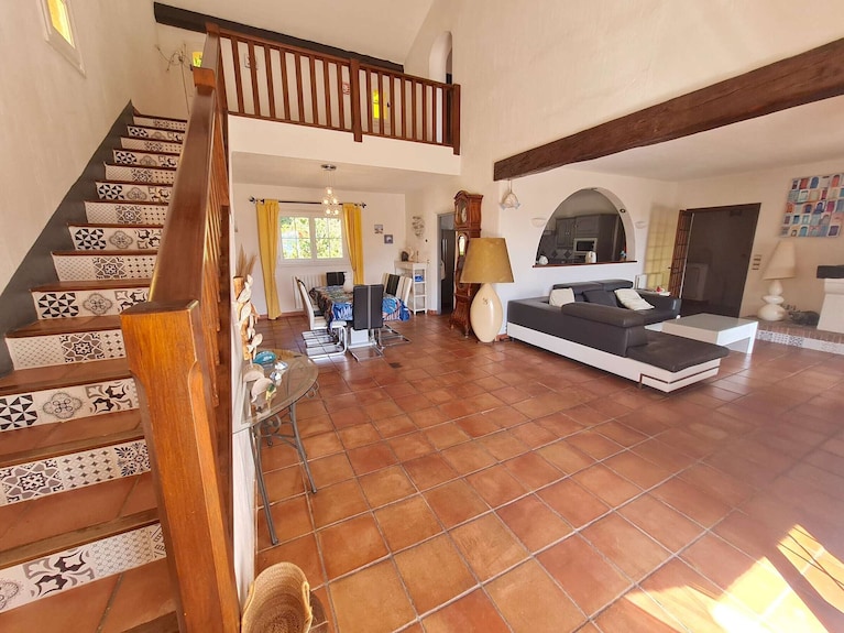 Spacious Villa With Sea View In Cavalaire - Rayol-Canadel-sur-Mer