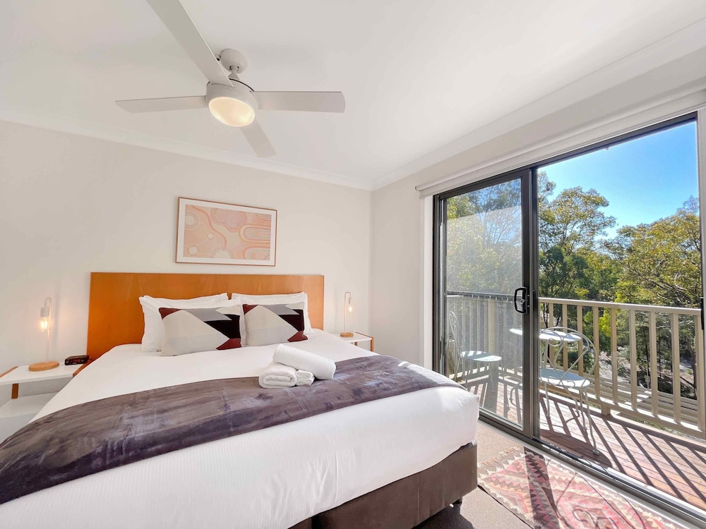 Villa Azille - 2-storey Villa At Cypress Lakes Resort - Pokolbin