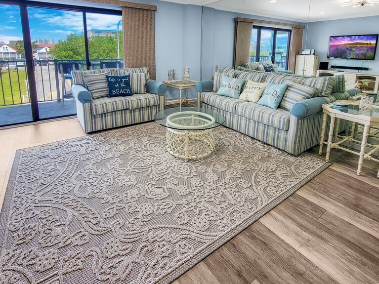 Ocean Block, Ocean View 2 Bedroom Condo On 37th St. Sovereign Sea. Next To Coconuts Beach Bar And Many Other Great Places! Sovereign Sea #106 - 오션 시티