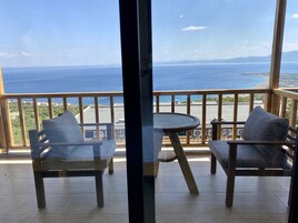 Quarto Panorâmico | Roupa de alta qualidade, minibar, com decoração personalizada 