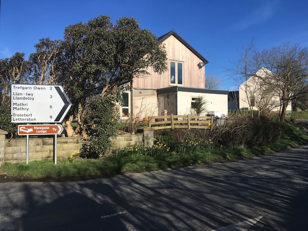 Ty Rhosyn, Pet Friendly, With Open Fire In Solva - Solva