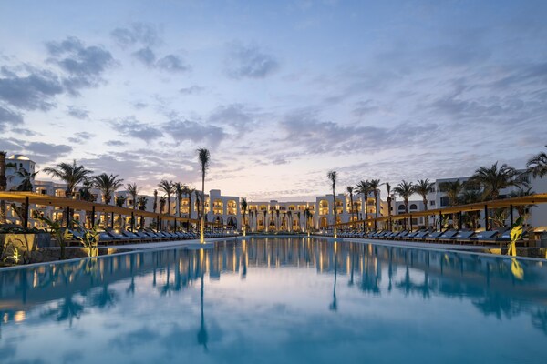 Serry Beach Resort - Hurghada