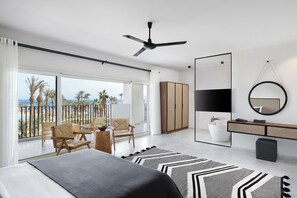 Suite, 2 quartos, vista para o mar | Minibar, cofre no quarto, cortinas/cortinados opacos 