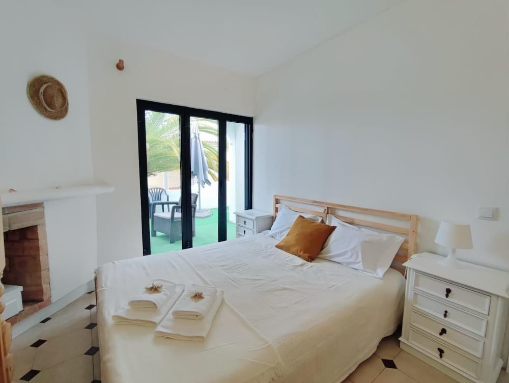 Porches | Holiday Accommodation In Zulmar Resort, Algarve - Lagoa