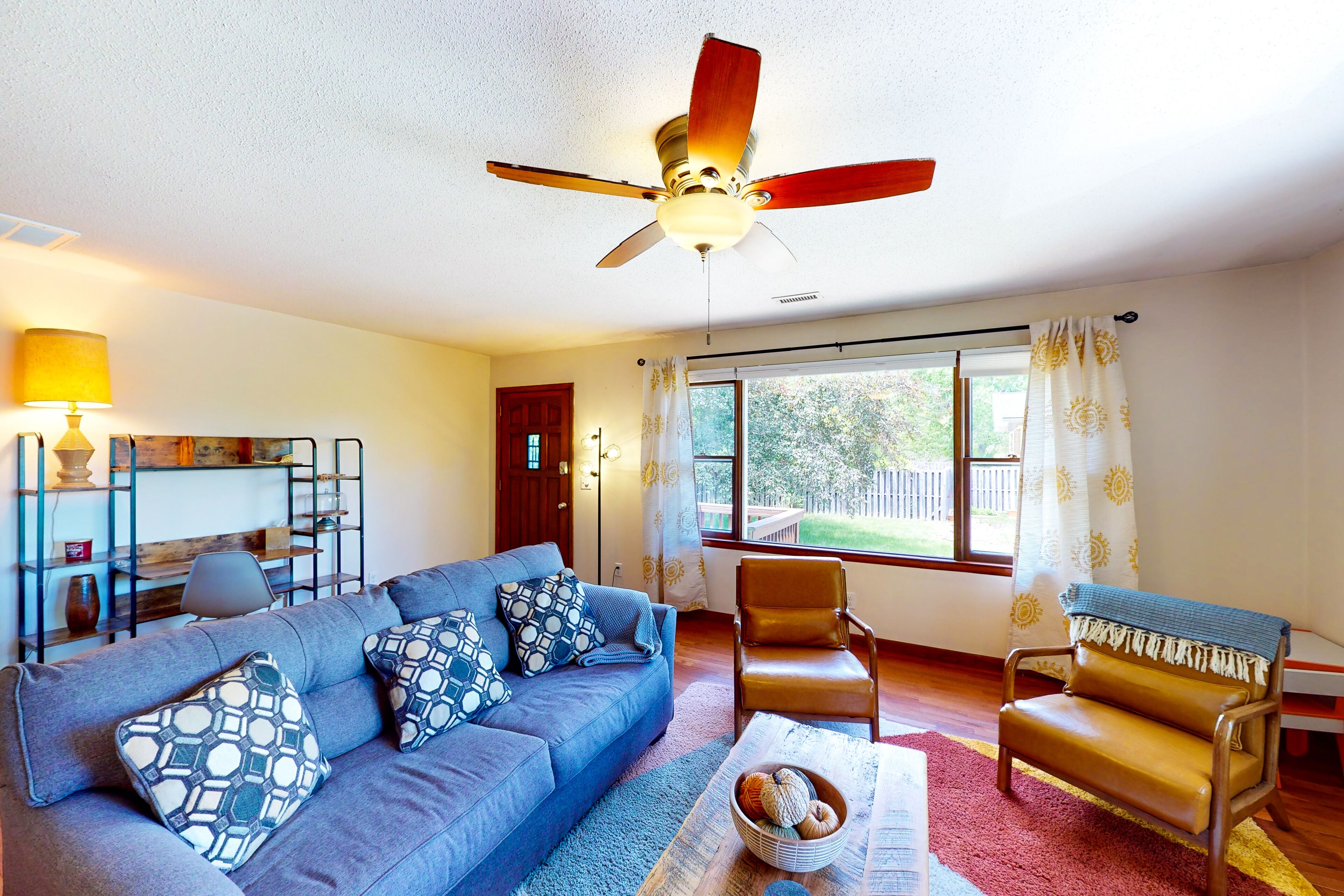 Family-friendly Farm Retreat On 18 Acres With Mountain Views - Board Games & Ac - Asheville, NC