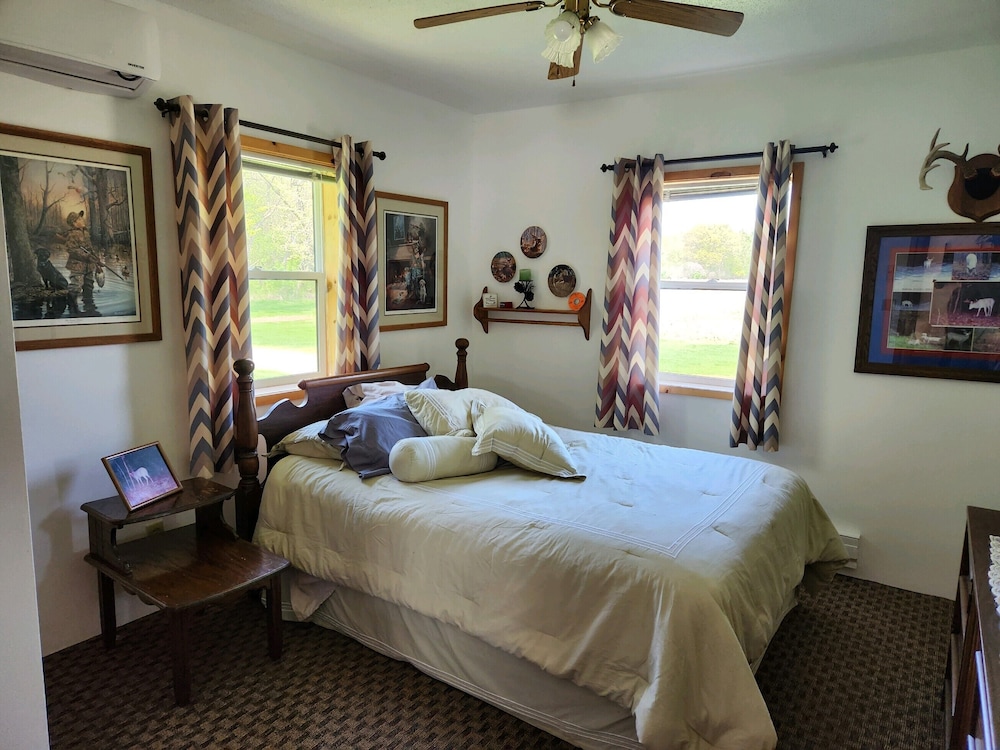 Peacefully secluded cabin on a small private lake with 55 Acres ...