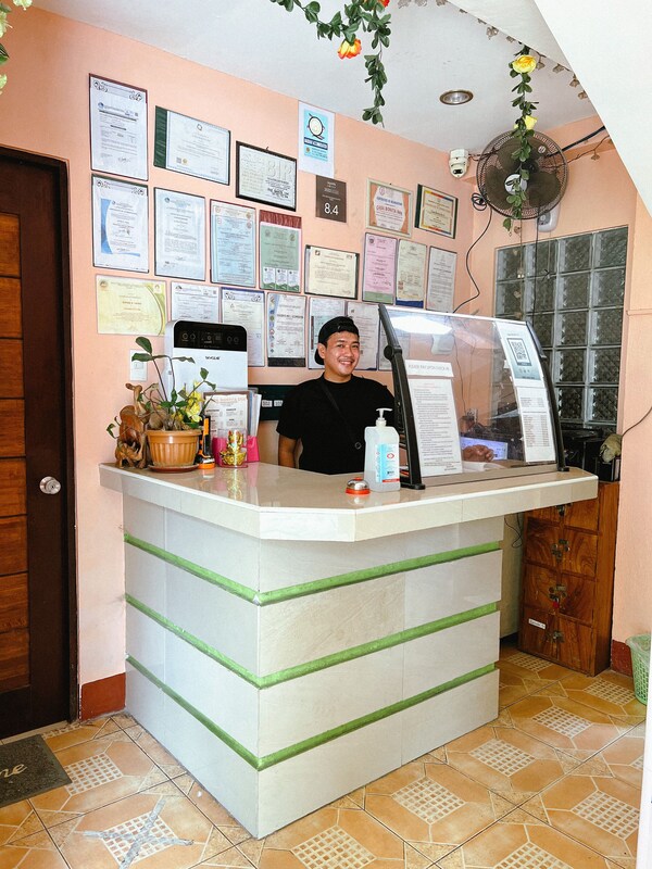 Ester's Place Casa Bonita Inn - Oslob