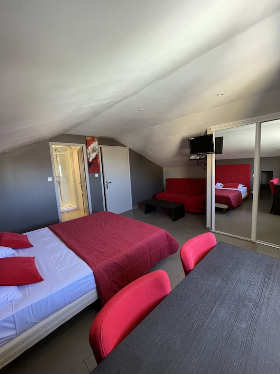 Chambre Lumineuse ,Climatisée Dans Pittoresque Port De Pêche - Cap Corse