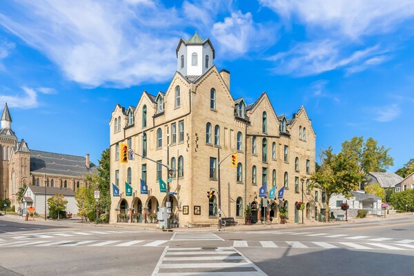 The Arlington Hotel, Bw Signature Collection - Ontario