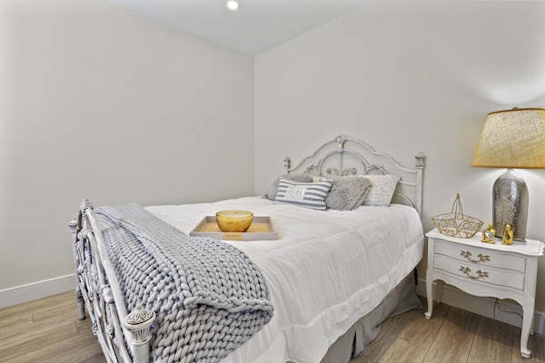 Seaport Oasis - Avalon, NJ