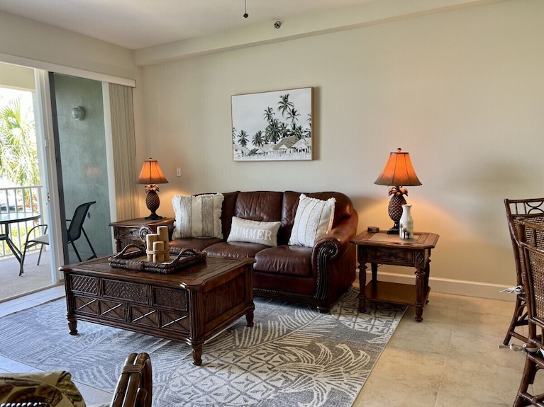 Marina View - 2 Bdrm 2 Bath- Beach Resort Community! Walk To The Beach, Pools, Restaurants, Fitness Center & More! - Tampa Bay, FL