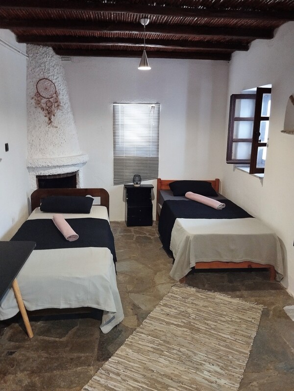 Room-pyrgi Artemis - Place - Mykonos