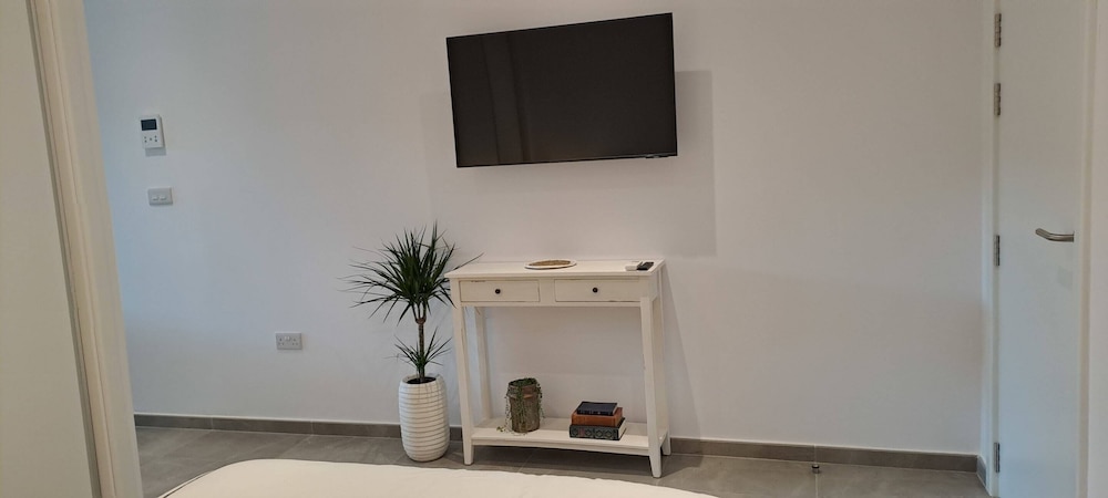 E1 Suites - Hosted By Sweetstay - Gibraltar