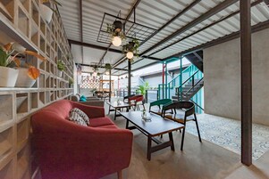 Smart TV de 32 polegadas com canais por cabo, televisor 