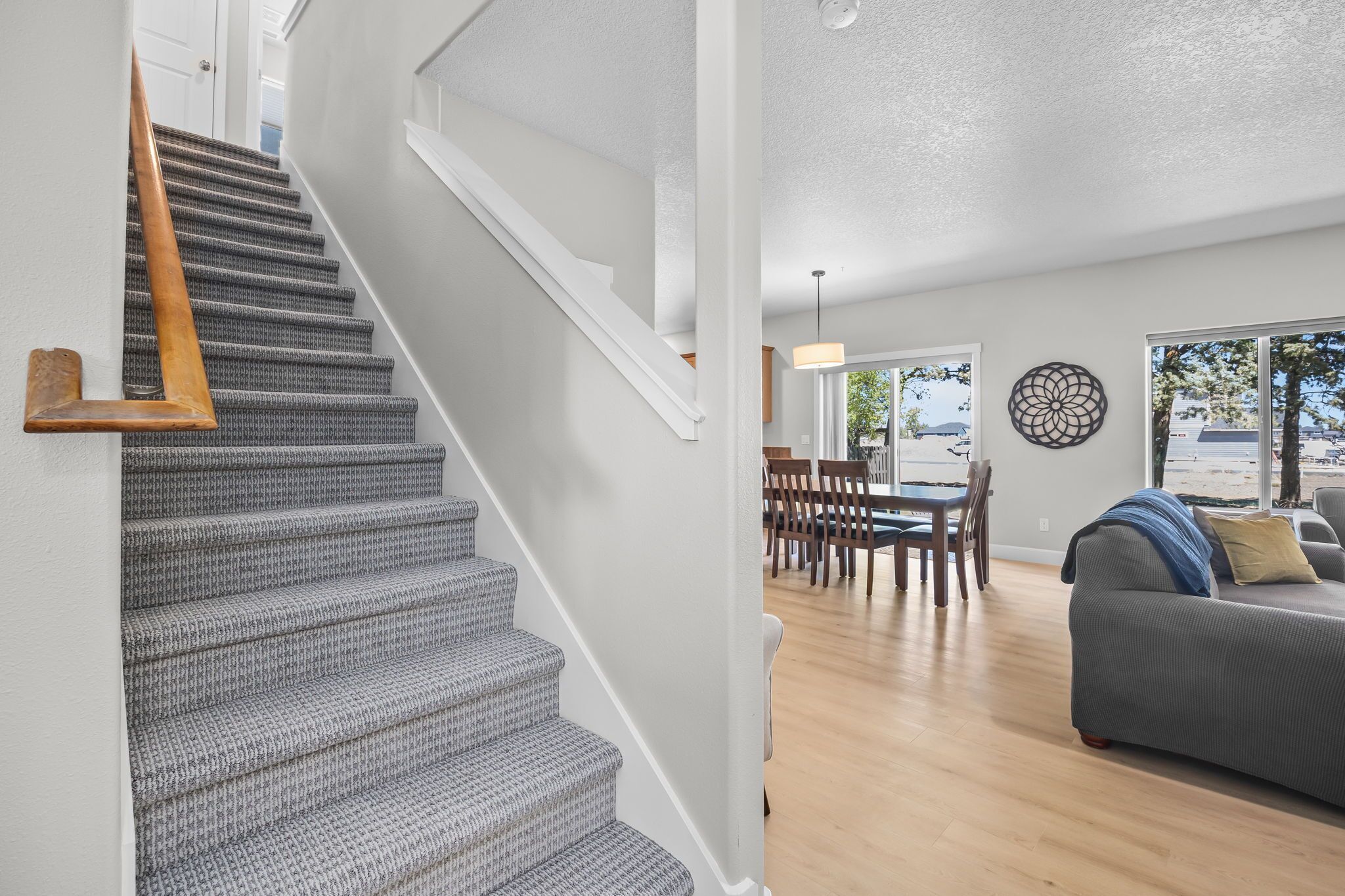 Dog Friendly ~ Bonus Room ~ Fireplace ~ Bbq ~ Fenced Yard ~ Close To Park! - 本德