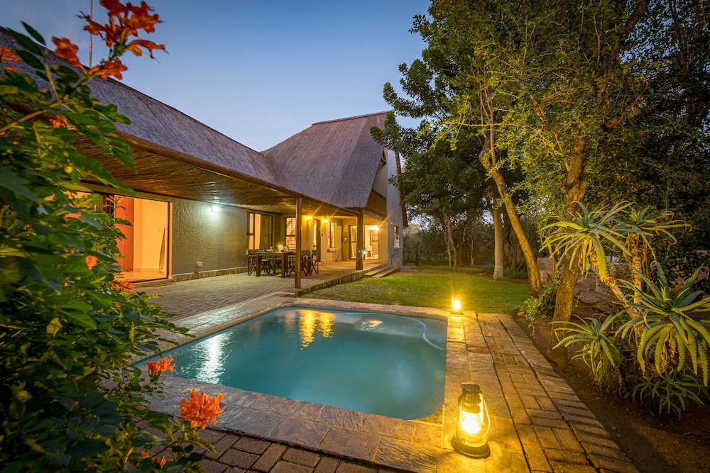 Nzenga Lodge - Hoedspruit