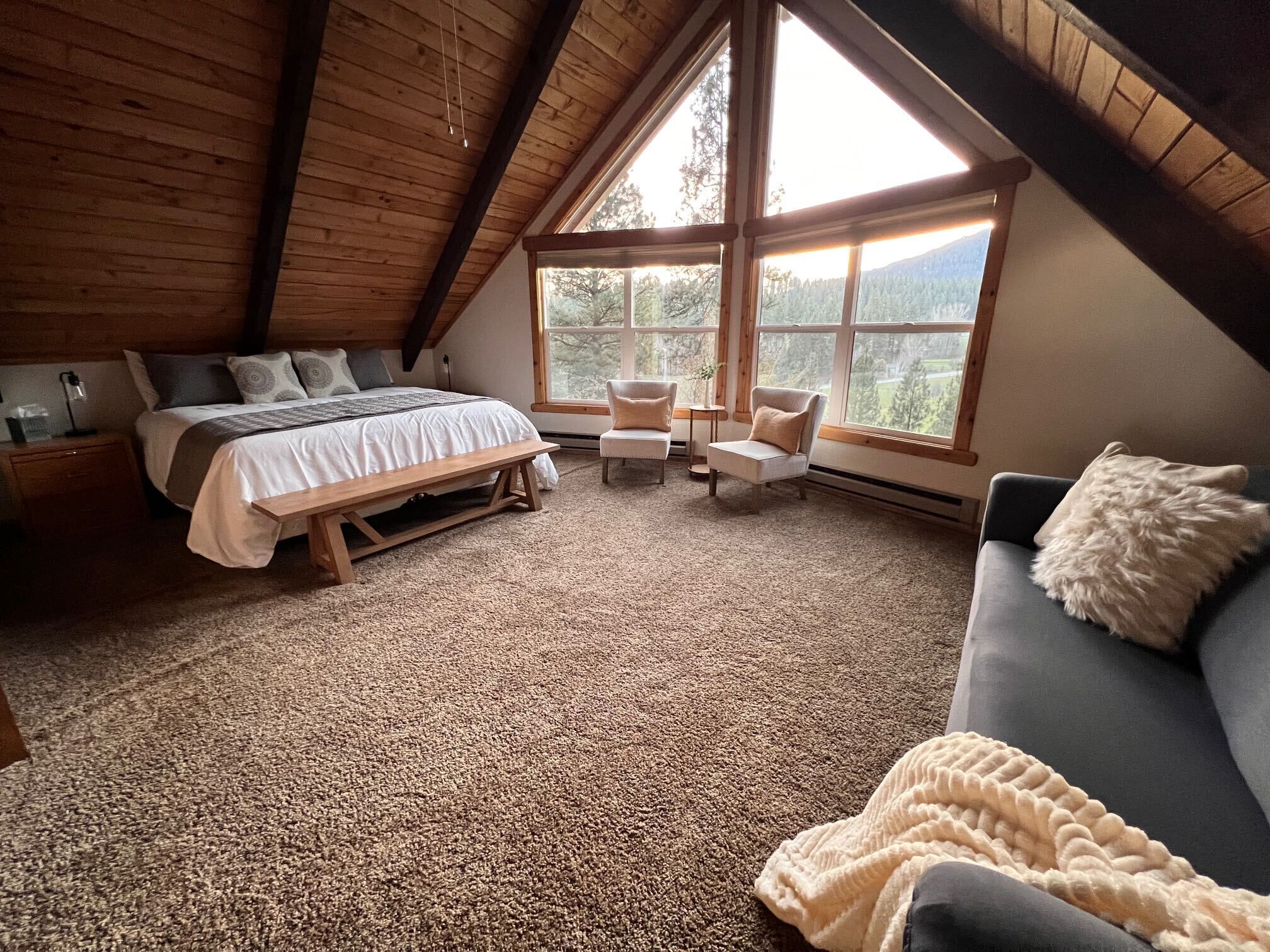 Slice Of Heaven Overlooking Fairway Sleeps 12, Lots Of Amenities! - Garden Valley, ID