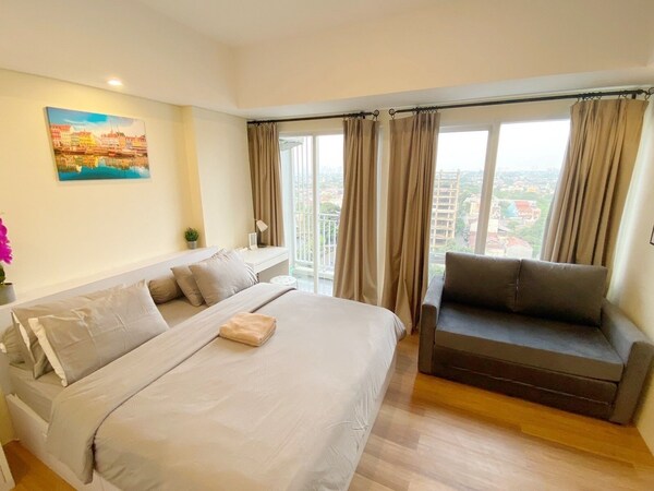 Altiz Apartments At Bintaro By Okestay - Jakarta