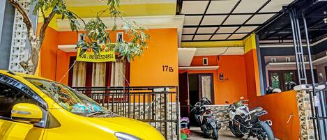 Fachada da propriedade
