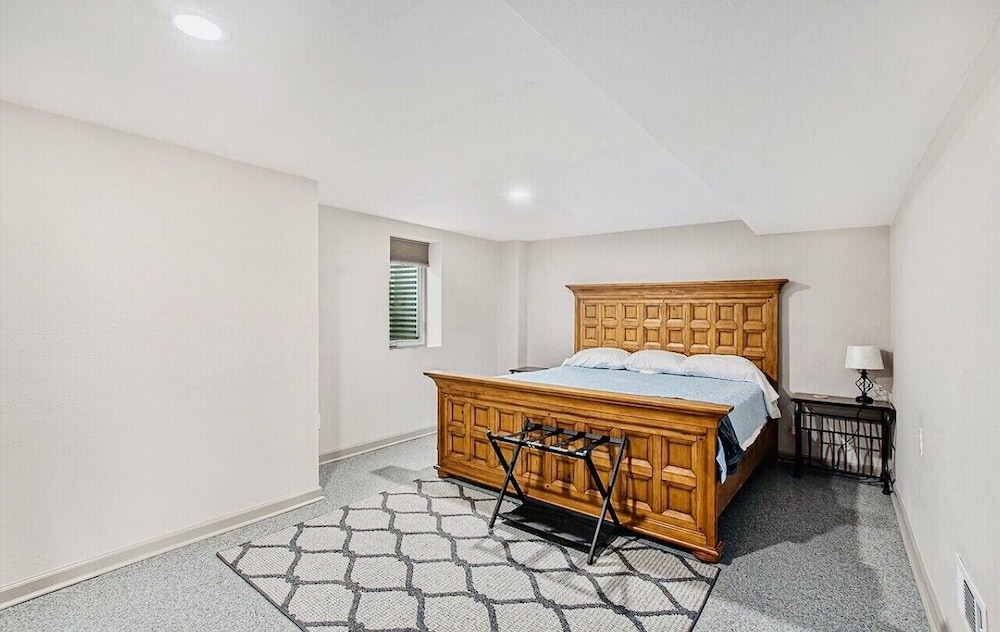 Recently Remodeled Home With Bedrooms And Living Spaces On The Ground Floor - Smithville, MO