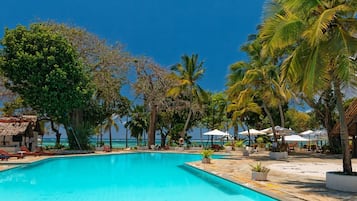 Piscina externa