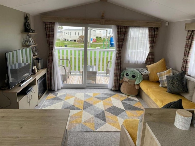 8 Birth Seaview Apartment In Combe Haven Holiday Park - Hastings