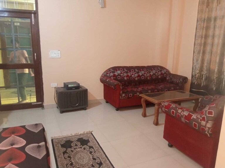 Clean Spacious And Family Friendly Home Stay - Rishikesh