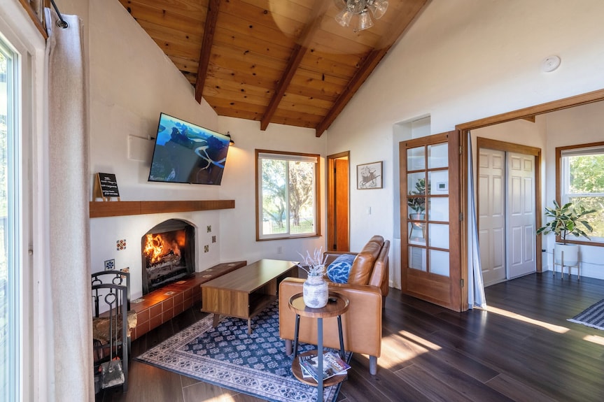 Soak In A Private Hot Tub While You Enjoy The Mountain Views, 30 Days Min. - ビッグサー, CA