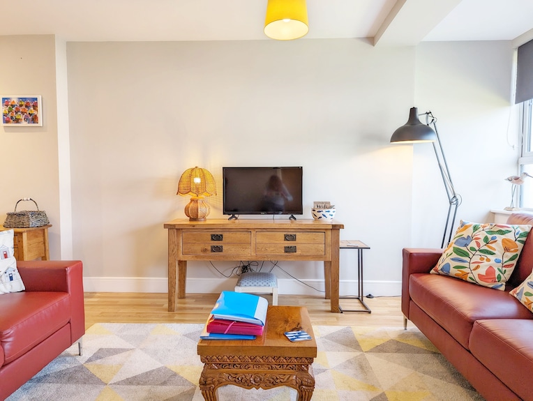 Pebblestone - A Flat That Sleeps 4 Guests In 2 Bedrooms - Hayling Island