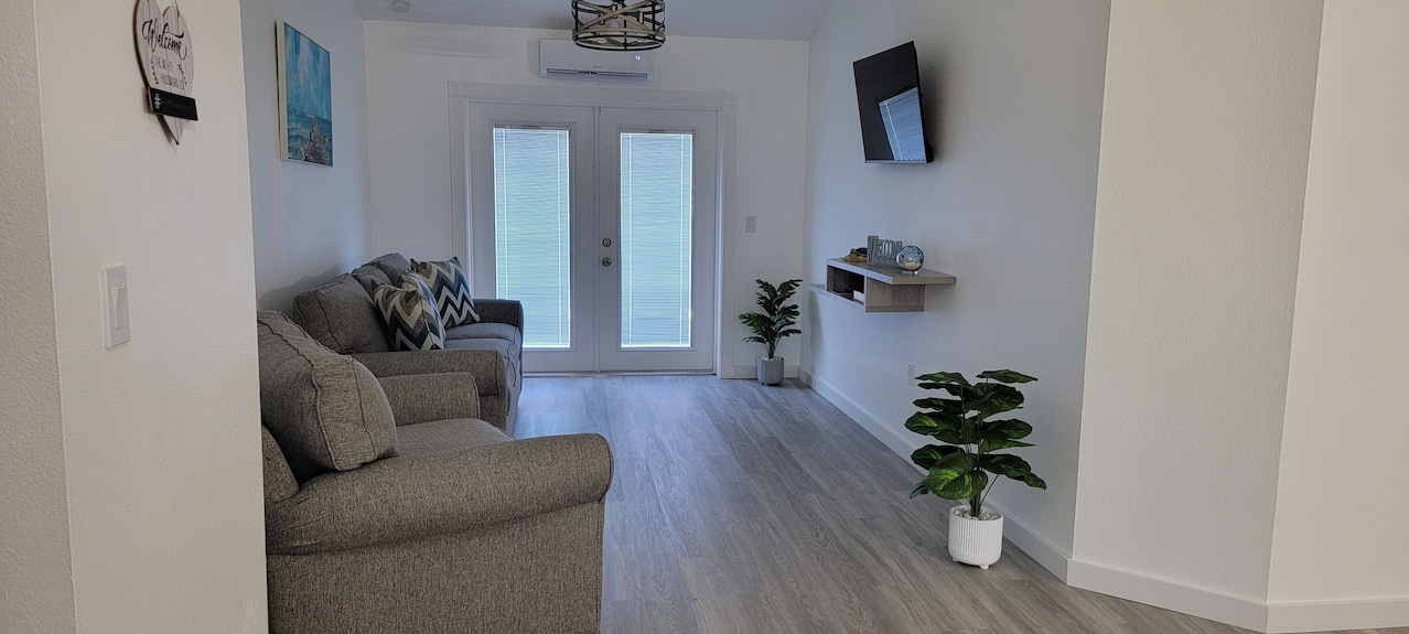 Boat-jetskies Parking-close To Anna Maria Island-img Academy. - Bradenton, FL