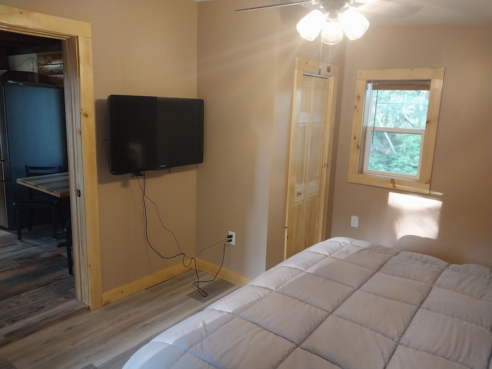 Cabin in the woods. Minutes to Watkins Glen State Park, Racetrack ...