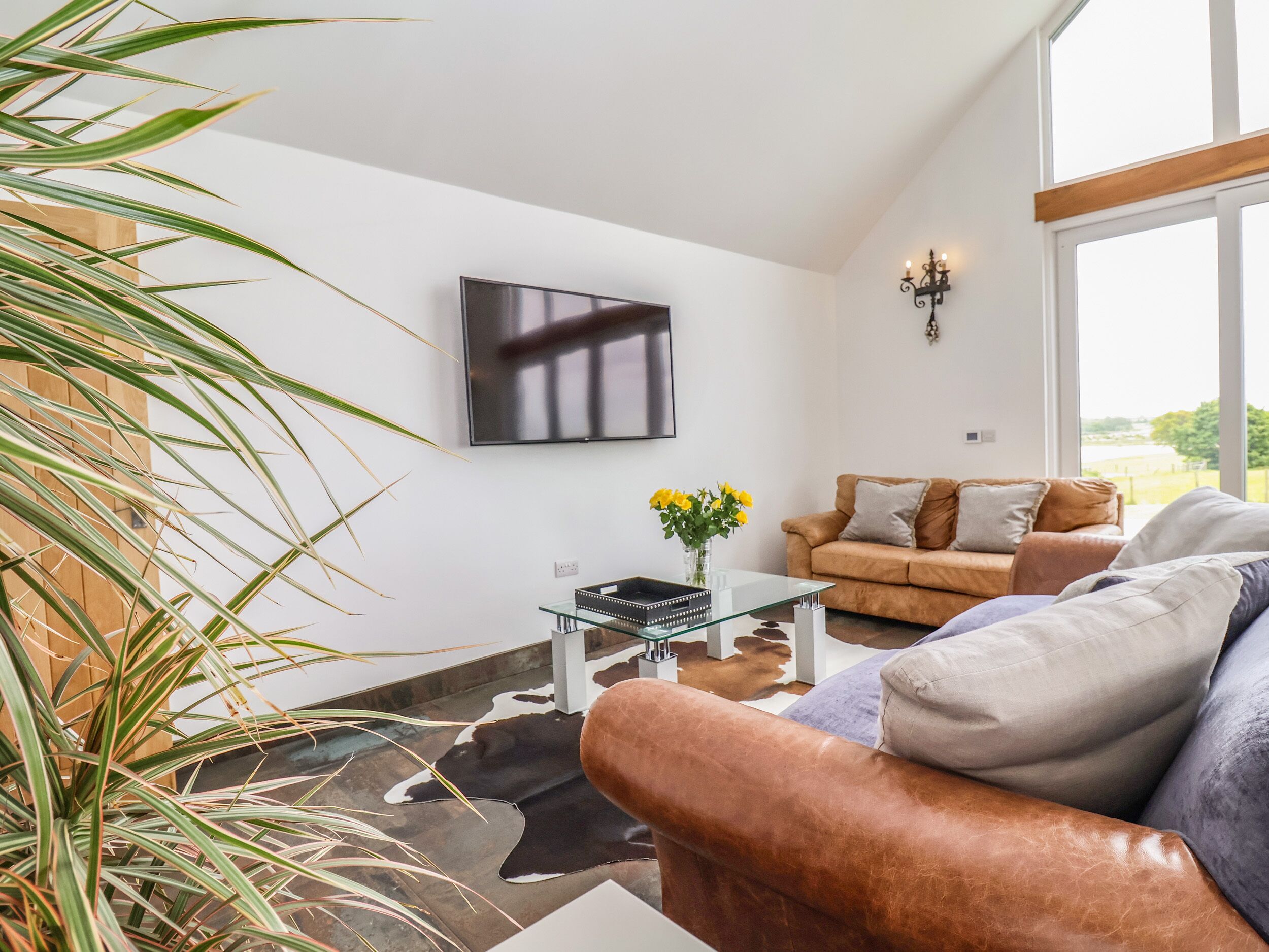 Polly's Annexe, Family Friendly, With Hot Tub In Levington - Suffolk