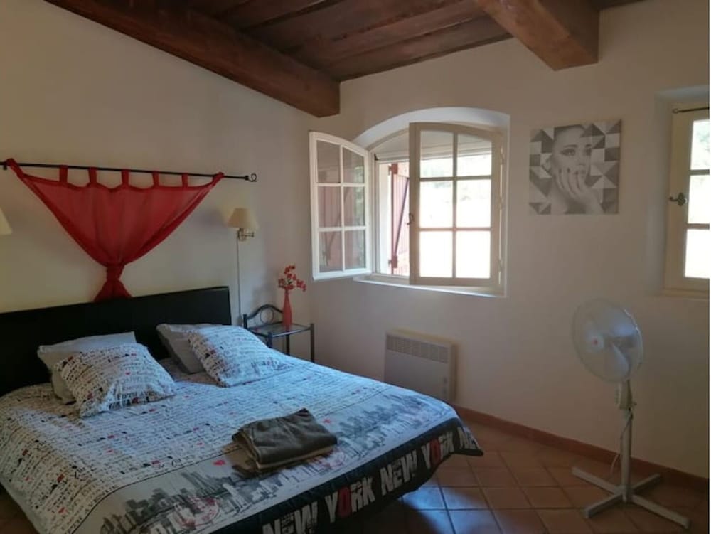 Maison Au Calme,avec Piscine, à 15mn De La Plage - サン＝トロペ