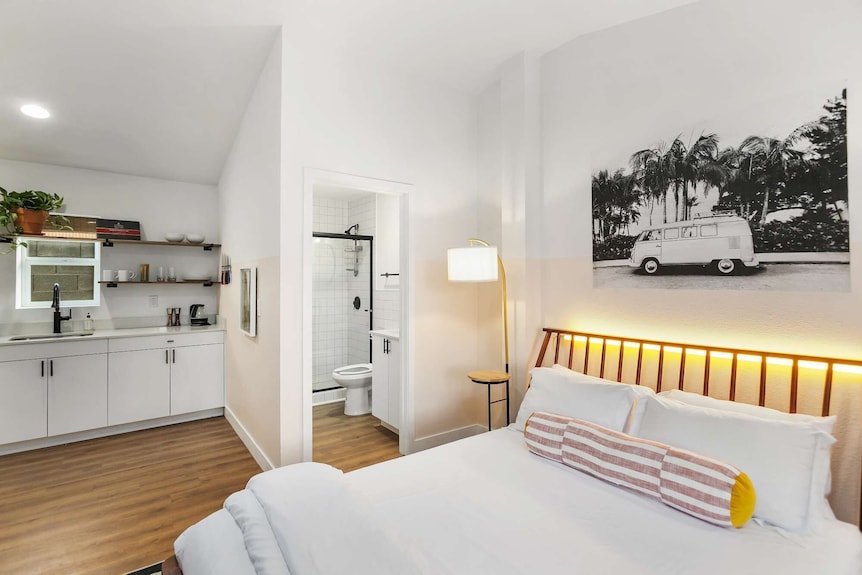 Sch22 - Mokuhonu Studio Suite. Hōʻoluʻolu - Mesa, AZ