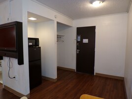 Quarto triplo luxo | Roupas de cama premium, individualmente decorados