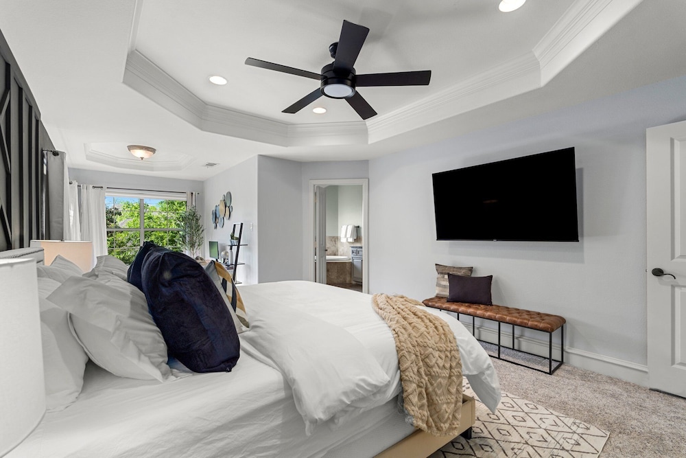 Luxury 4br Dallas Home | Game Room | Fire Pit | Gym - Dalat