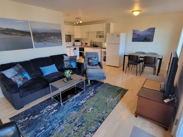 Hood River Suites Apartment Hotel - Mount Hood, OR