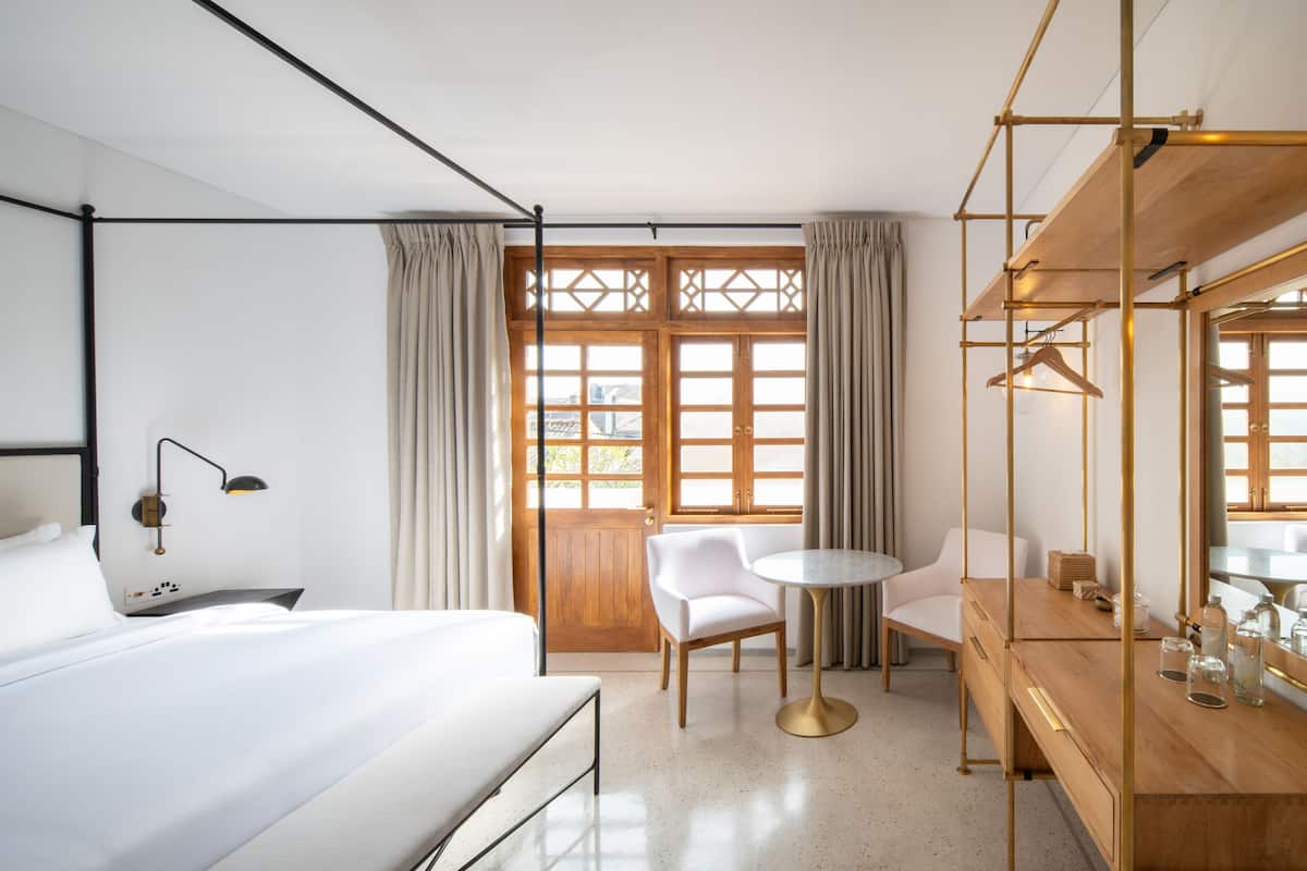 Courtyard Room - Double | Roupa de alta qualidade, camas de colchão Select Comfort