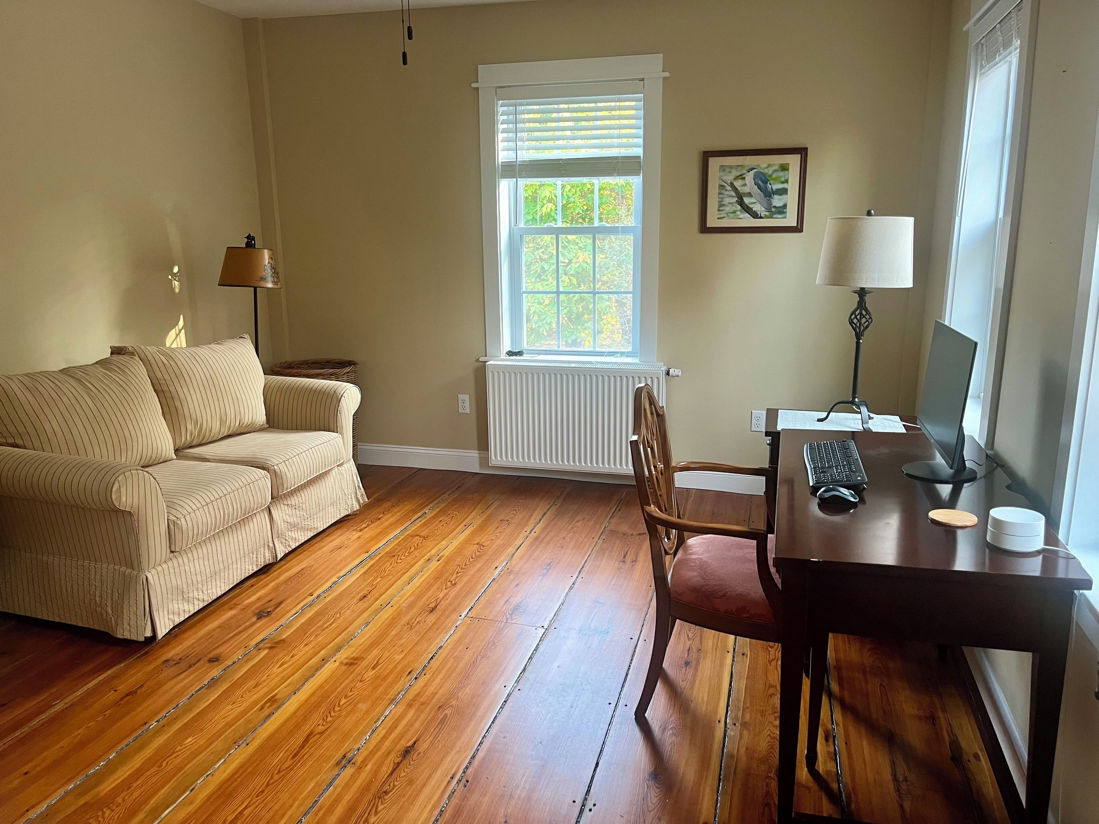 Old World Charm, Modern Conveniences - 3 Br Private Home In Quiet Setting - 北安普敦