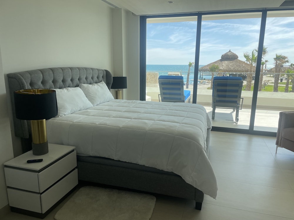 Las Palomas Phase 3 Spectacular Brand New Ground Floor Ocean Front 3 ...