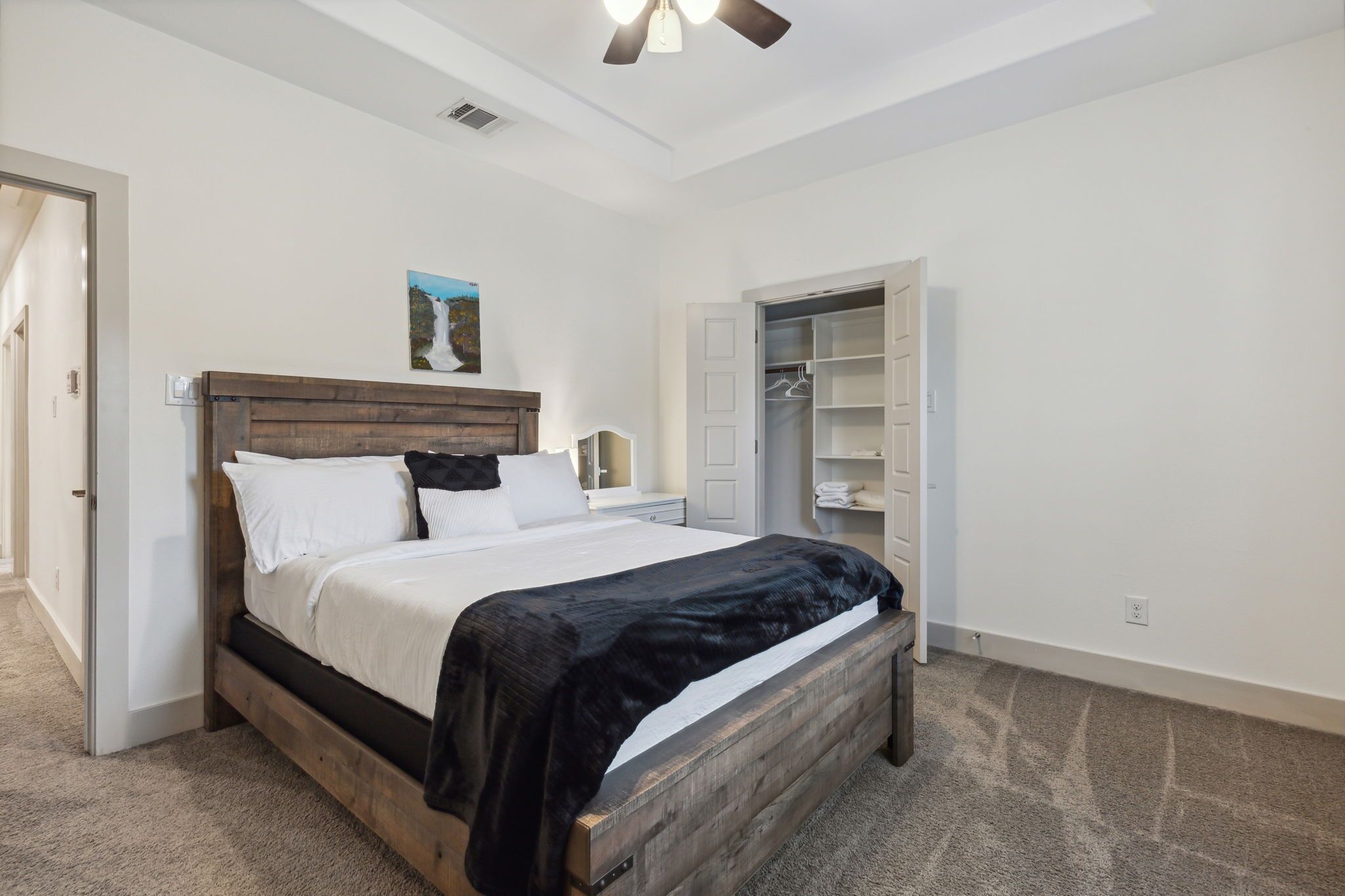 Book Today! King Bed With Hot Tub, Firepit, Bbq, Large Yard, Garage! - Irving, TX