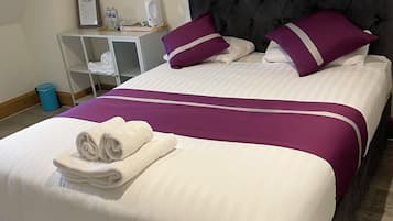 Quarto Cidade | 1 quarto, secretária, Wi-fi grátis