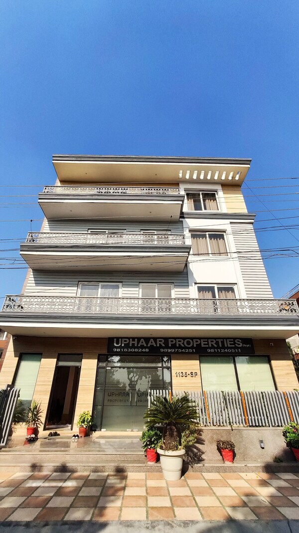 Covie Gurgaon 42 - Gurugram