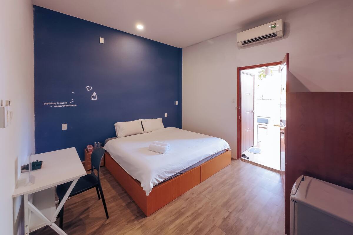 Quarto Superior, varanda (King) | Minibar, roupa de cama fornecida