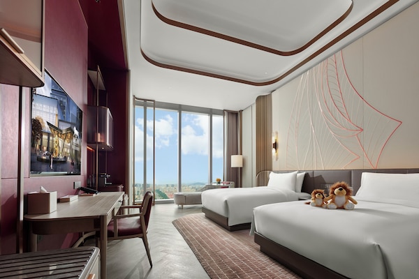 Roupa de alta qualidade, edredões de penas, minibar