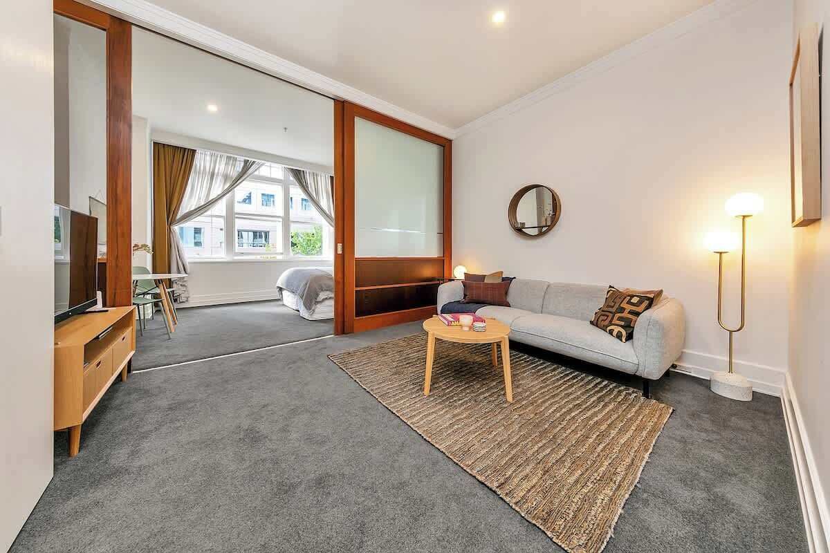 Stylish Retreat With City Views In Auckland Cbd - Auckland