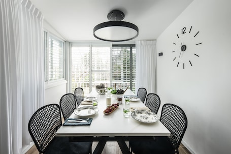 Apartamento | RefeiƧƵes no quarto